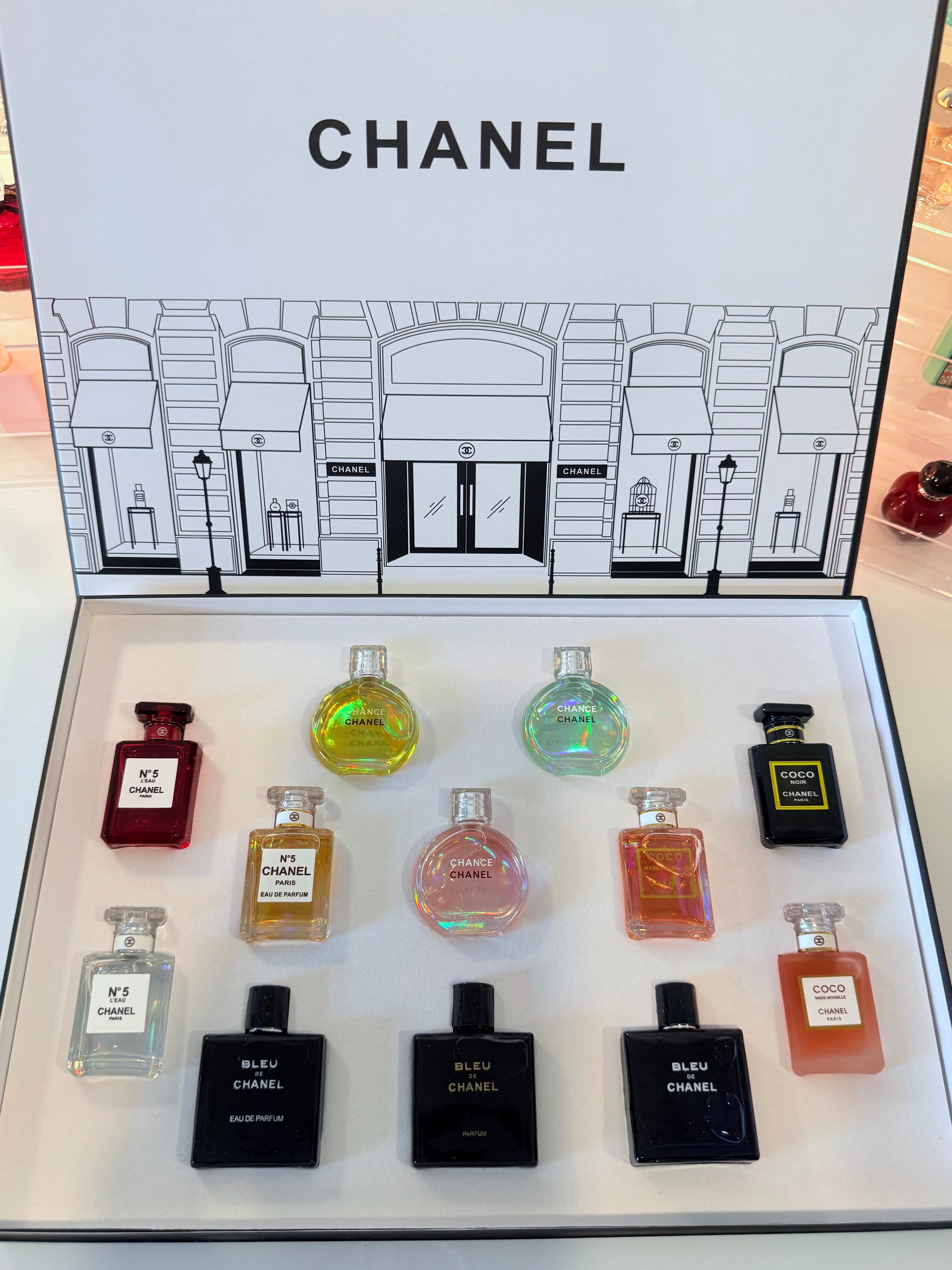 Chanel - Discovery Set – i Heart Minis